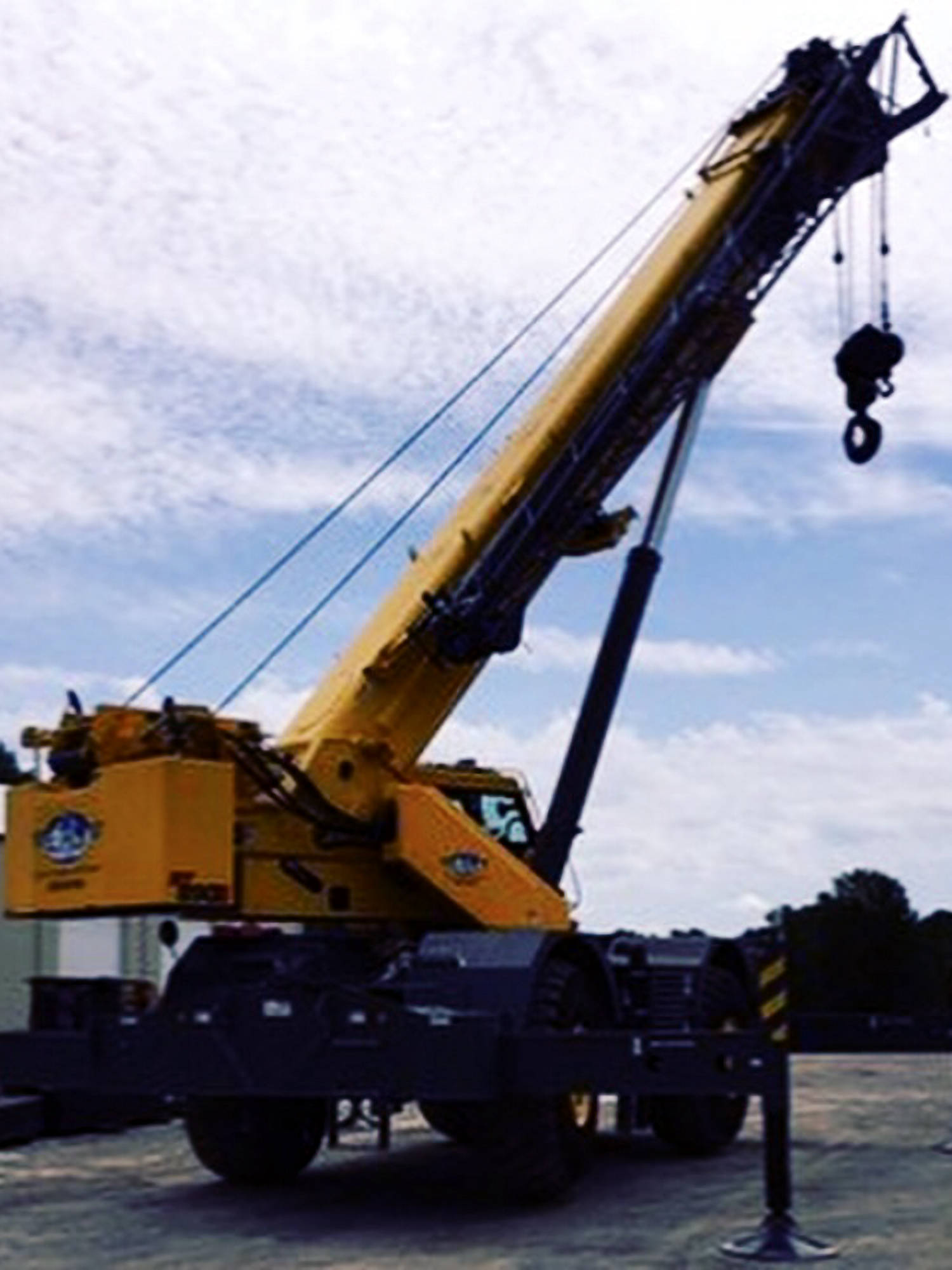 Crane and Rigging Rental - Bare Crane Rental Service - Rough Terrain ...